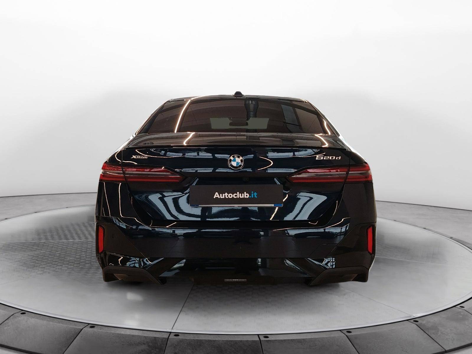 BMW 520d xDrive 48V MSport Pro Usato Ibrido diesel con 27.202 km a ...