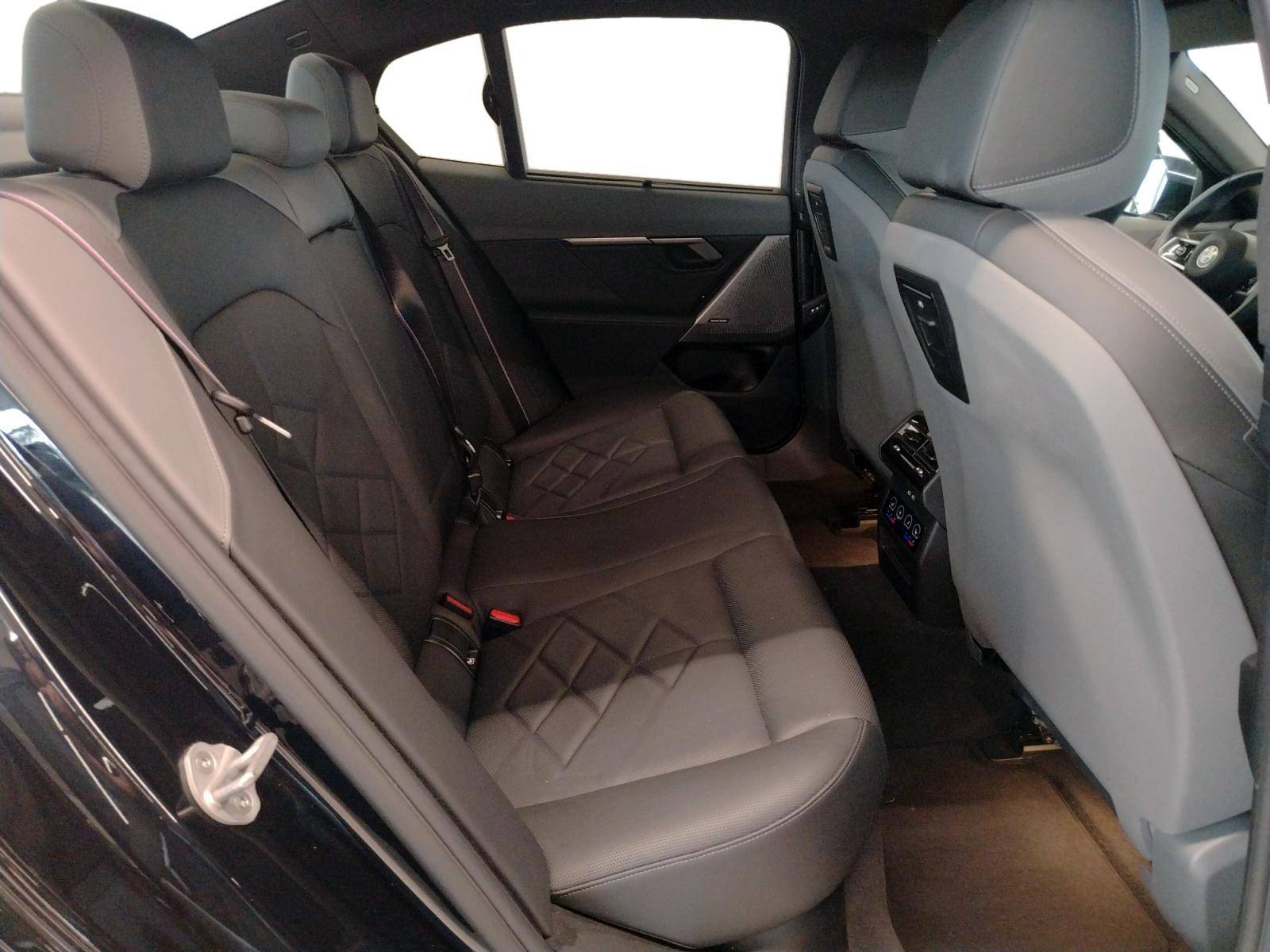 BMW 520d xDrive 48V MSport Pro Usato Ibrido diesel con 27.202 km a ...